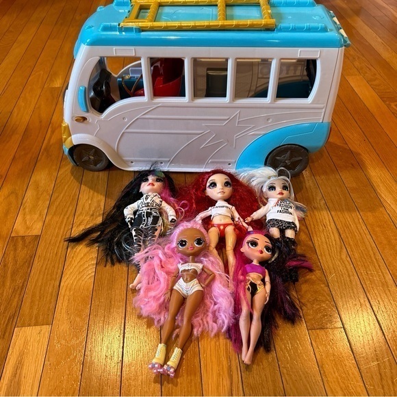 L.O.L. Surprise! | Toys | Lot Of 5 Lol Surprise Omg Remix Jet Dawson ...